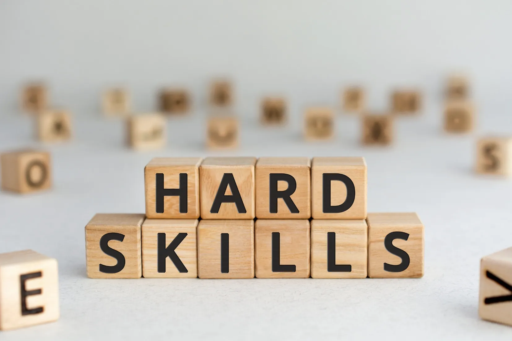 4 Cara Mengembangkan Hard Skill untuk Sukses di Dunia Kerja - Ratu AI