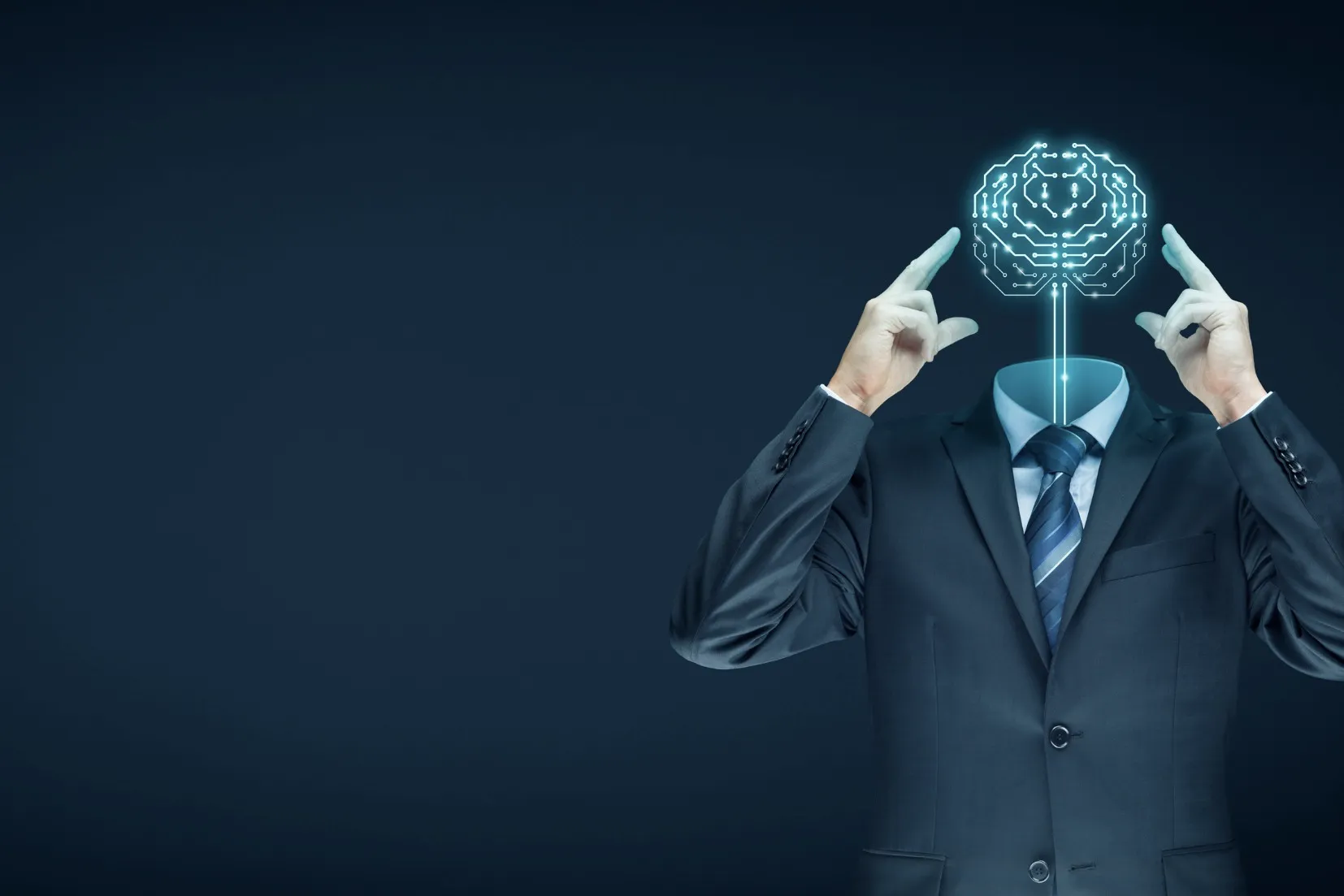 Etika AI: Menjaga Nilai Kemanusiaan dalam Era Kecerdasan Buatan - Ratu AI